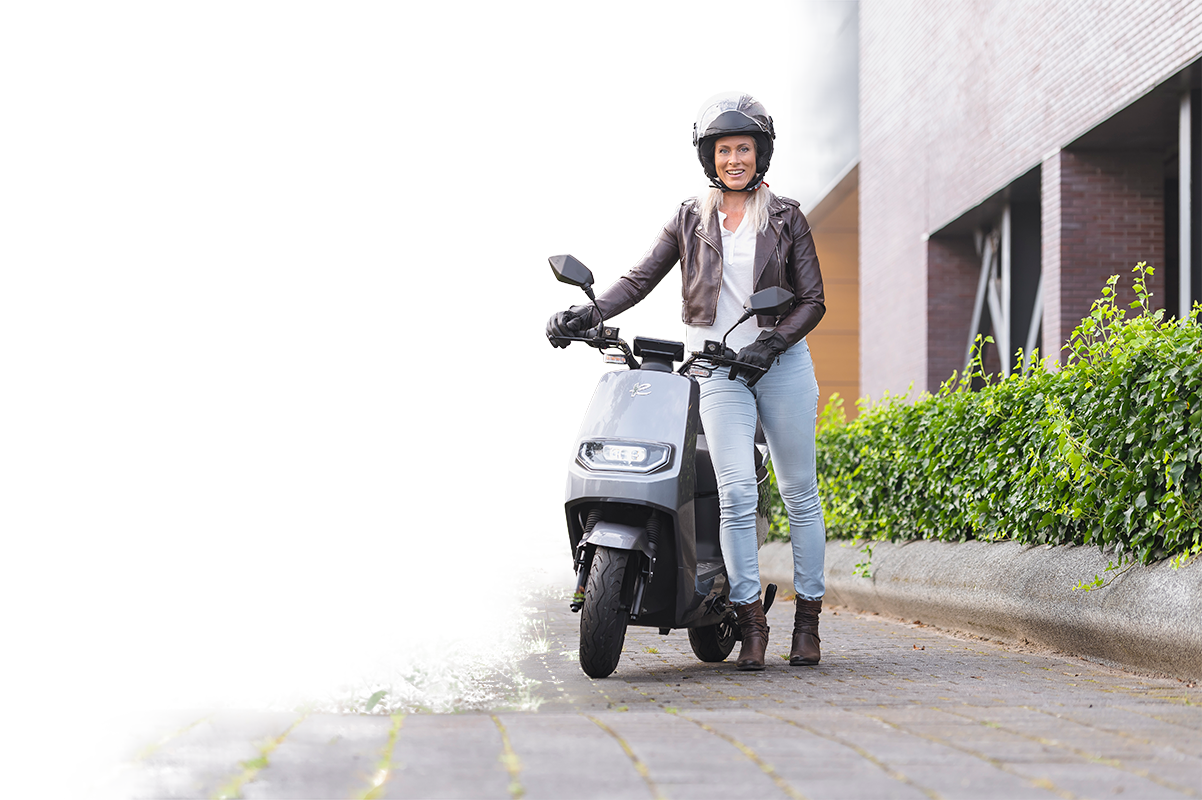 Ervaar het gemak van een Retelli e-scooter | Retelli